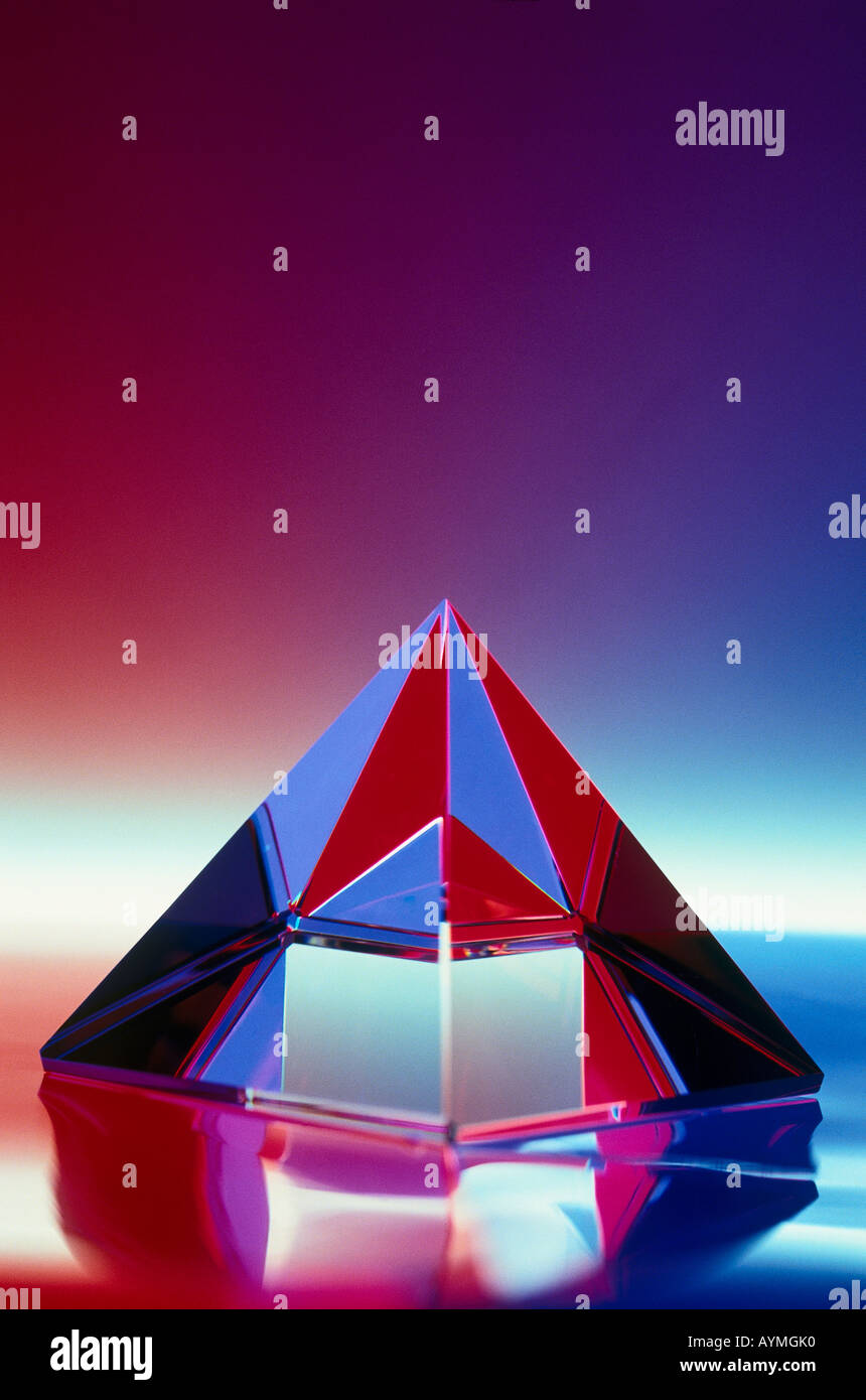 Pyramid prism hi-res stock photography and images - Alamy