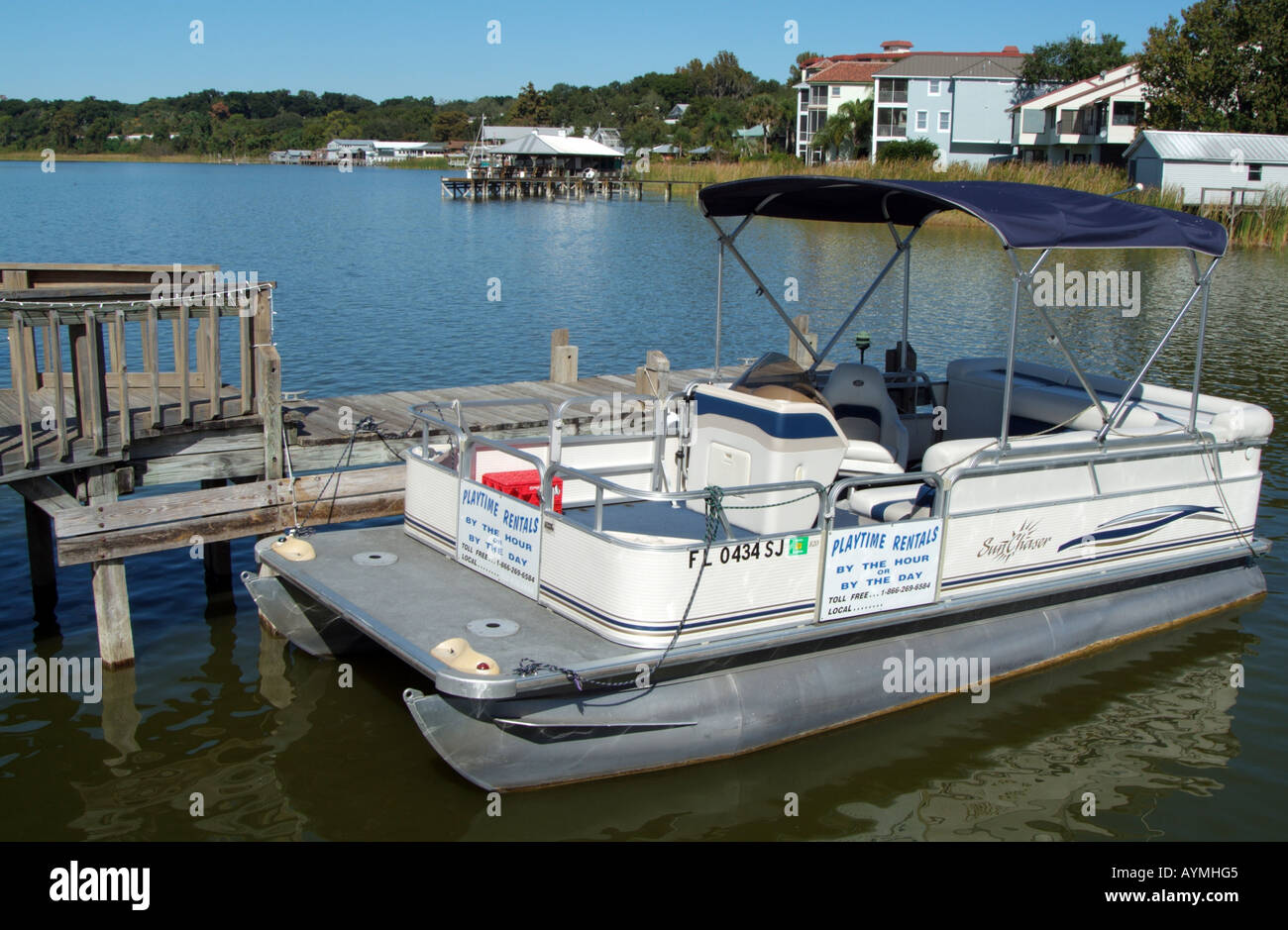 Lake Dora at Mount Dora in central Florida USA Stock Photo - Alamy