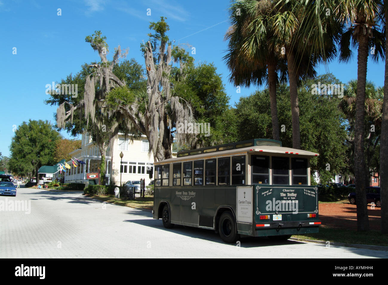 Trolley bus. Mount Dora central Florida USA. Bus stop Stock Photo - Alamy