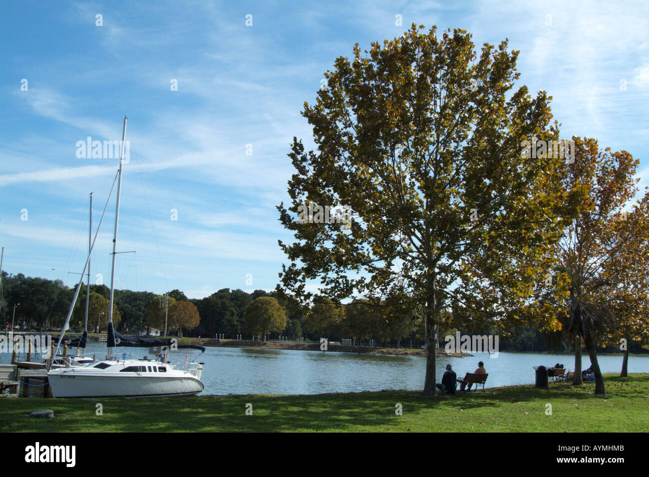 Lake Dora at Mount Dora in central Florida USA Stock Photo - Alamy