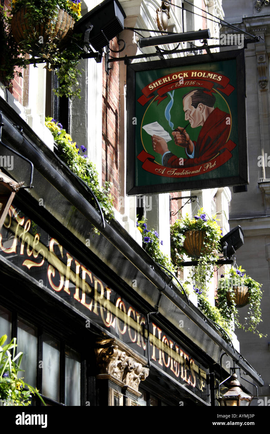 Sherlock holmes baker street sign hi-res stock photography and images ...