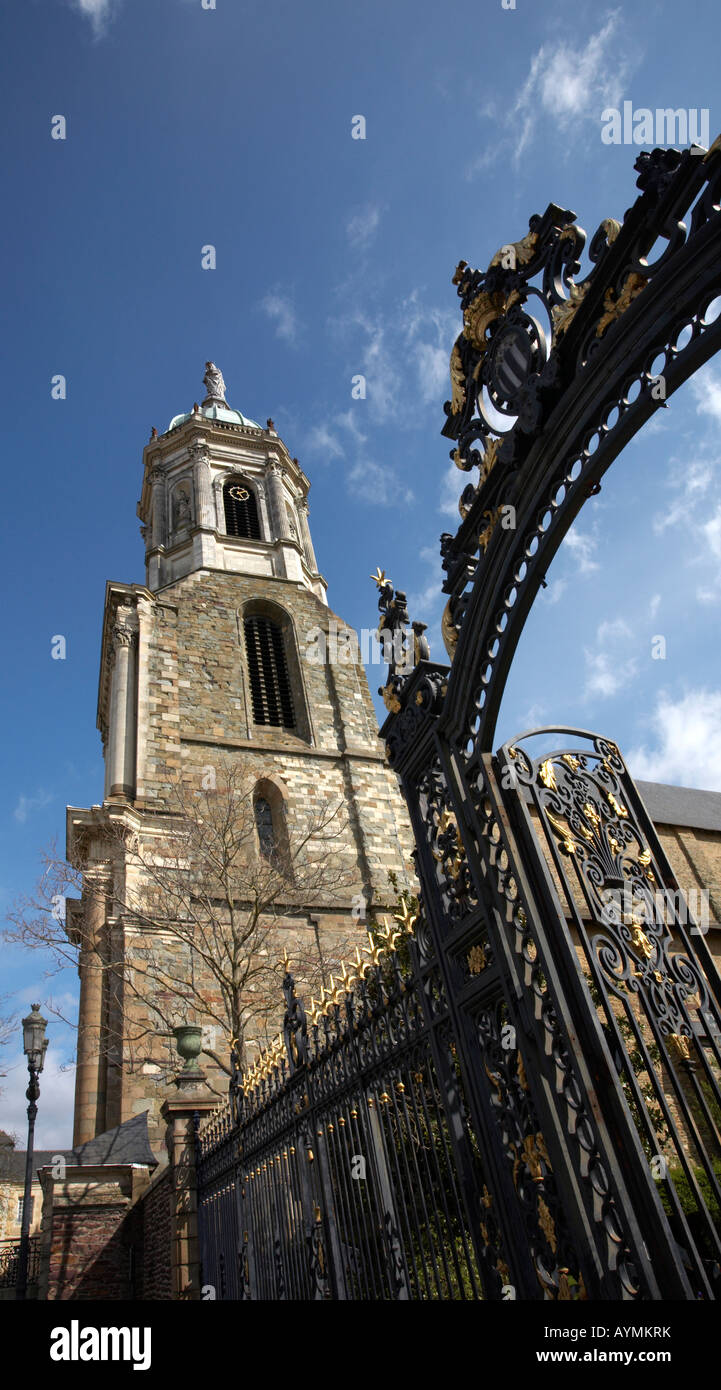 Gateway to Thabor Park and Notre Dame en St Melaine, Rennes, Brittany ...