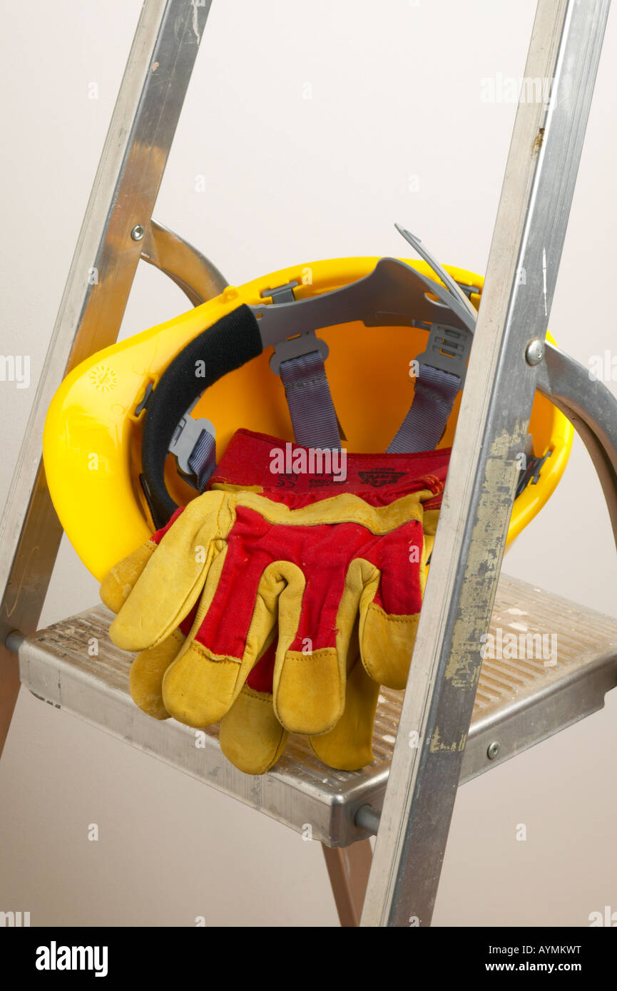 Safety hat hi-res stock photography and images - Alamy