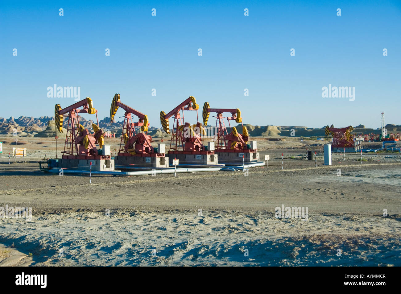 Oil Wells in the Gobi Desert in China Stock Photo - Alamy
