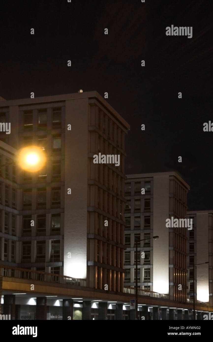 modern building at night Stock Photo - Alamy