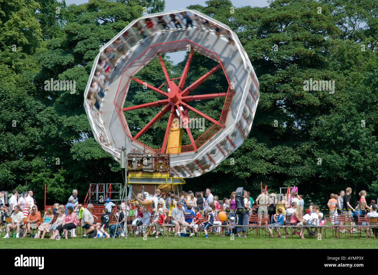 THE SPINNING WHEEL Stock Photo - Alamy