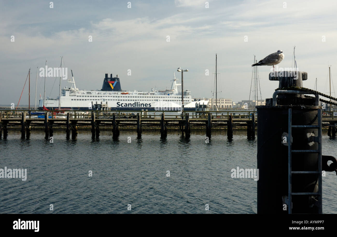 Scandlines ferry entering Warnemuende, en route to Rostock terminal ...