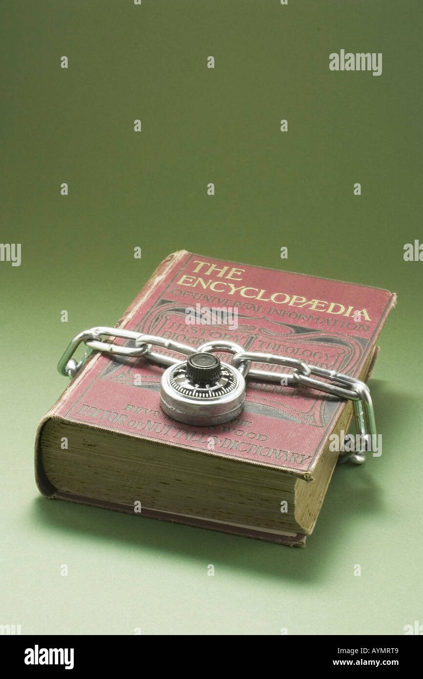 Old book padlock chain hi-res stock photography and images - Alamy