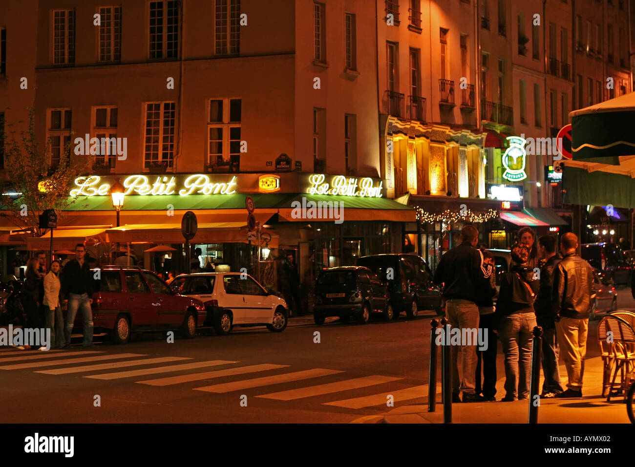 Parisian night street life in the Latin Quarter - Paris, France Stock ...