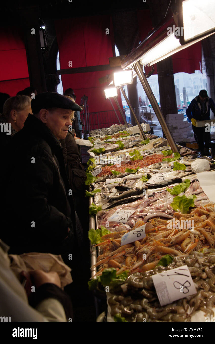 Rialto fish market Stock Photo - Alamy