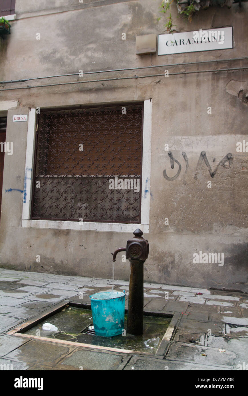 Water pump in Venice Stock Photo - Alamy