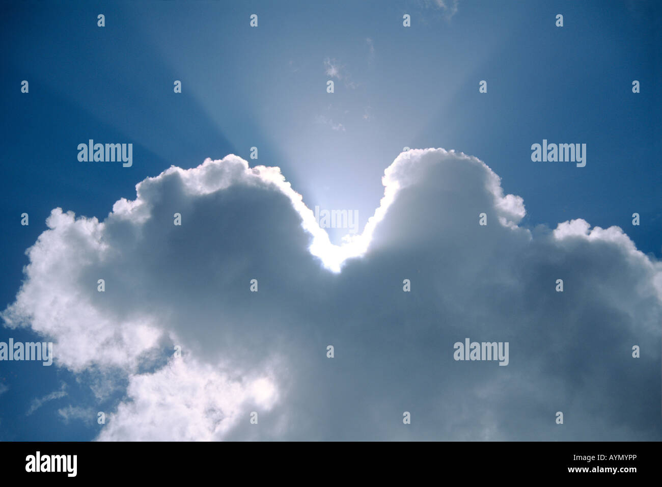 Clouds obscure sun over hi-res stock photography and images - Alamy