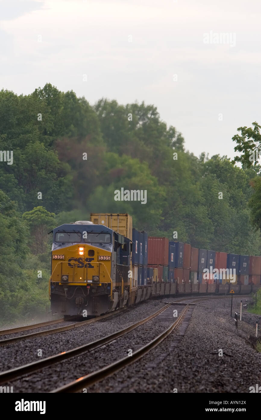 Csx Railroad Train Stock Photos & Csx Railroad Train Stock Images - Alamy