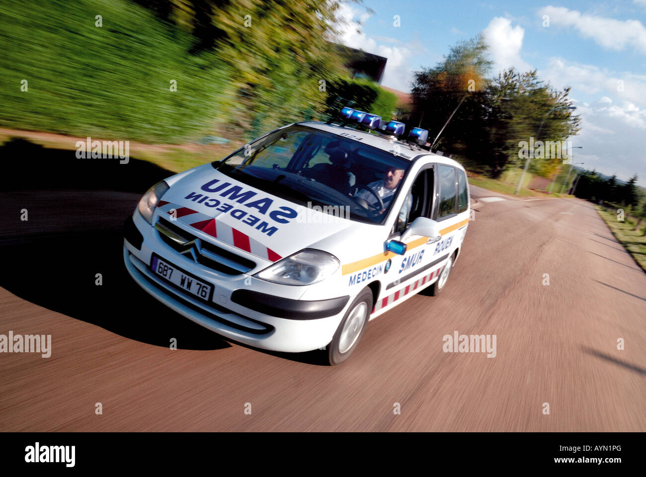 Emergency vehicle europe hi-res stock photography and images - Alamy