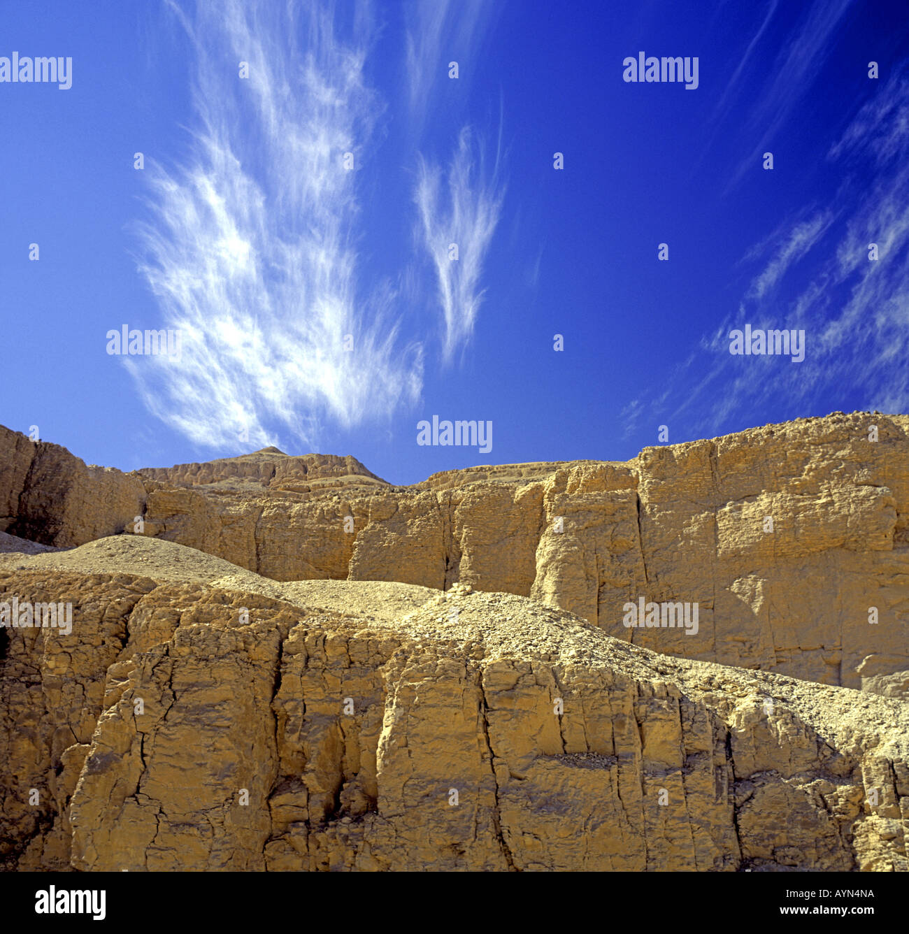 Over the kings hi-res stock photography and images - Alamy