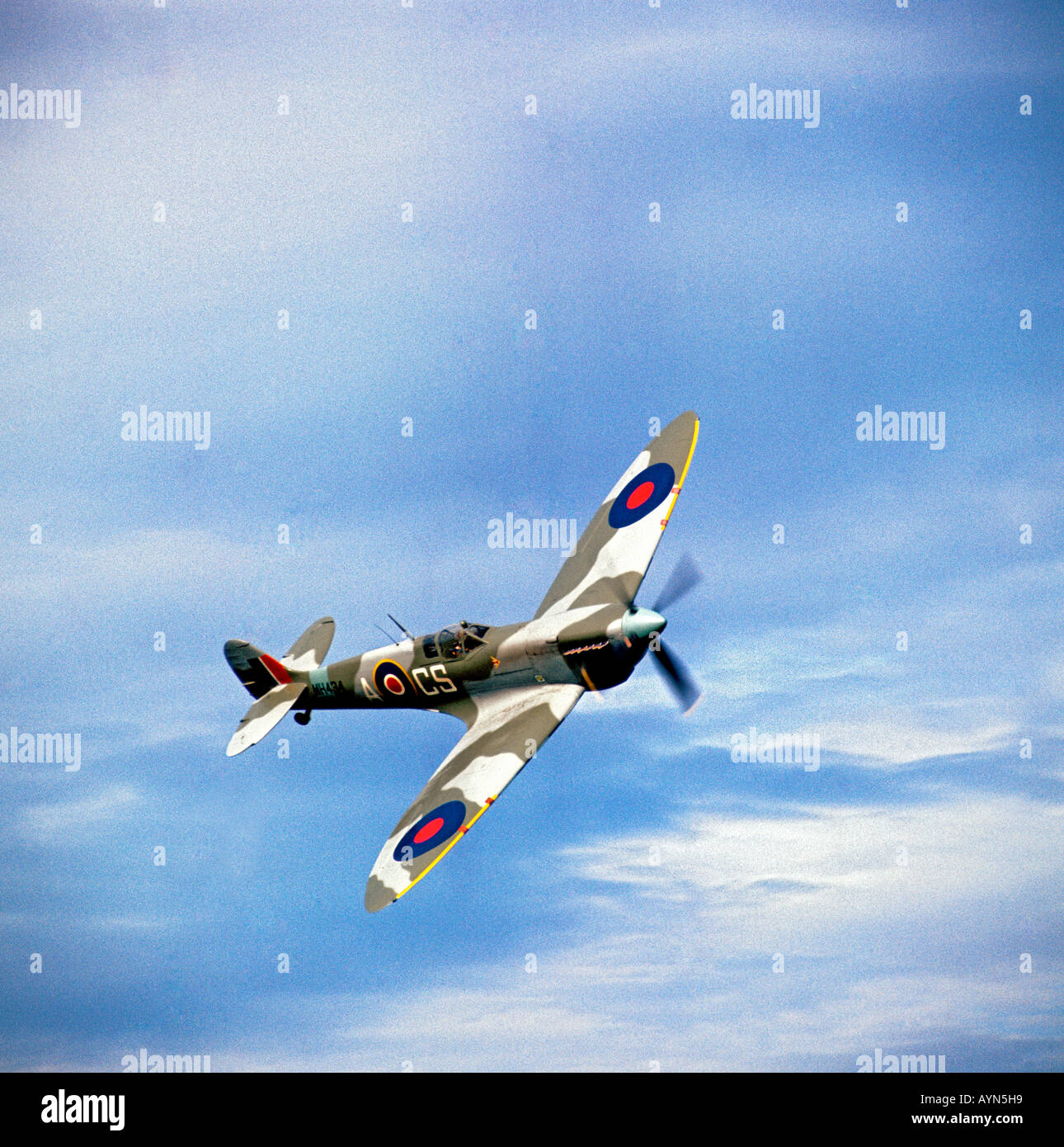 A Supermarine Spitfire Mk IX flying in the UK Stock Photo - Alamy