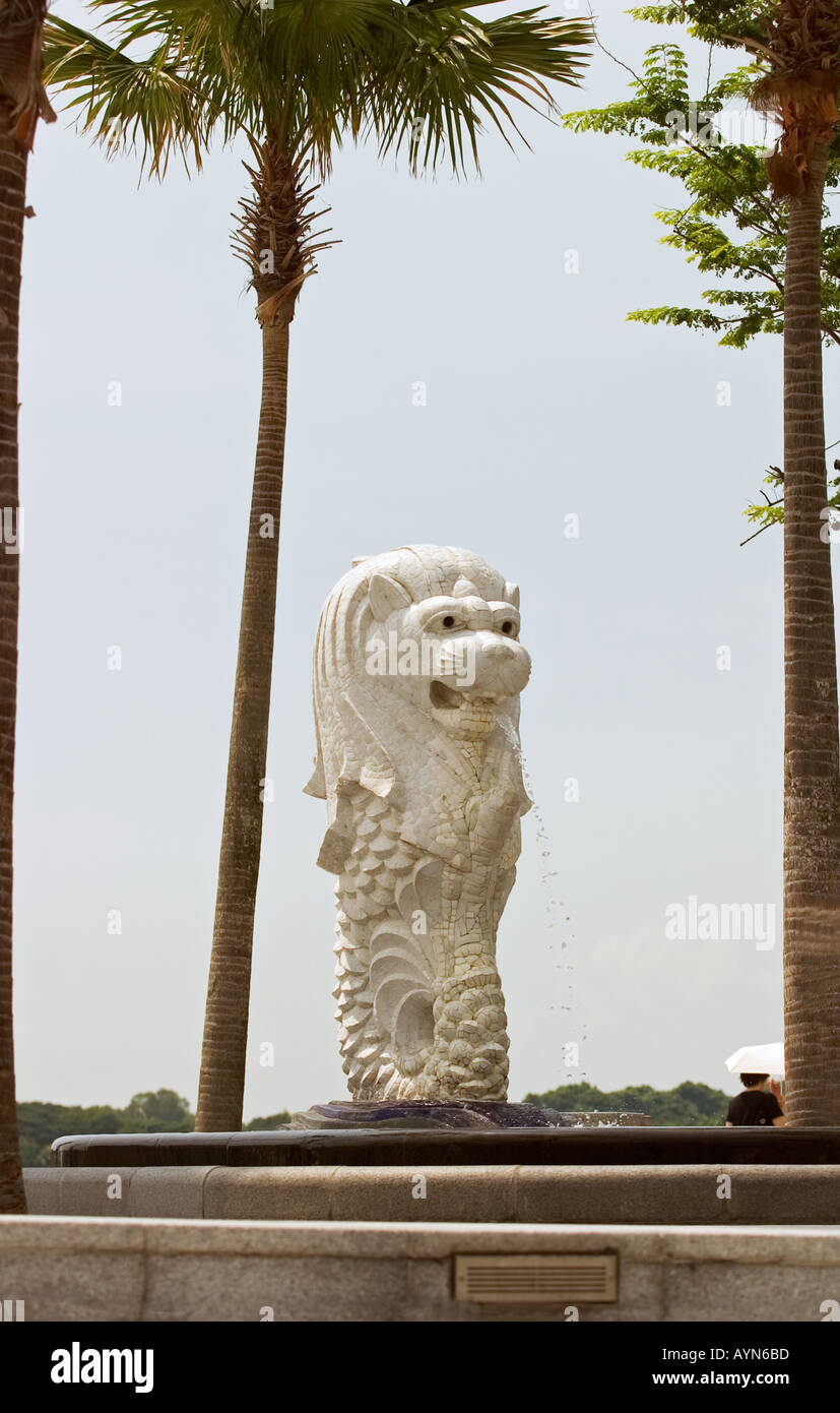 The small Merlion statue in Merlion park Singapore riverside Stock ...