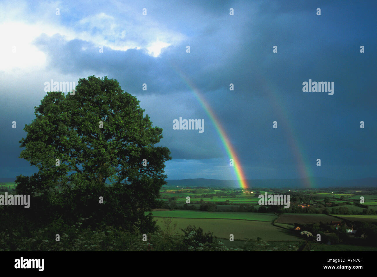 English Rural Landscape Rain High Resolution Stock Photography and ...