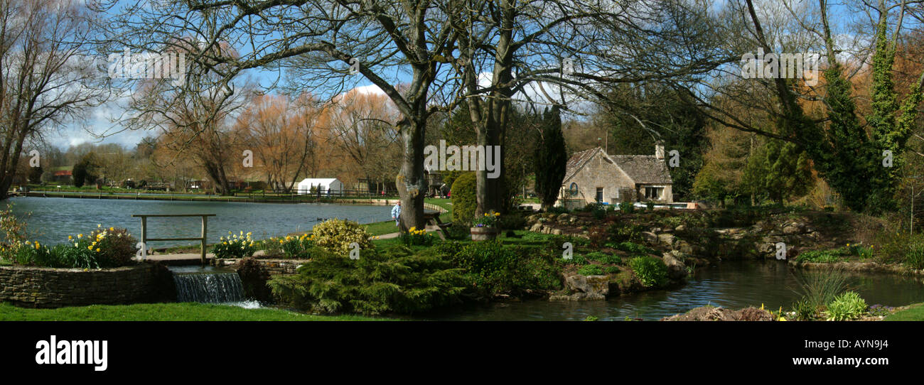 Cotswolds bibury trout farm hi-res stock photography and images - Alamy