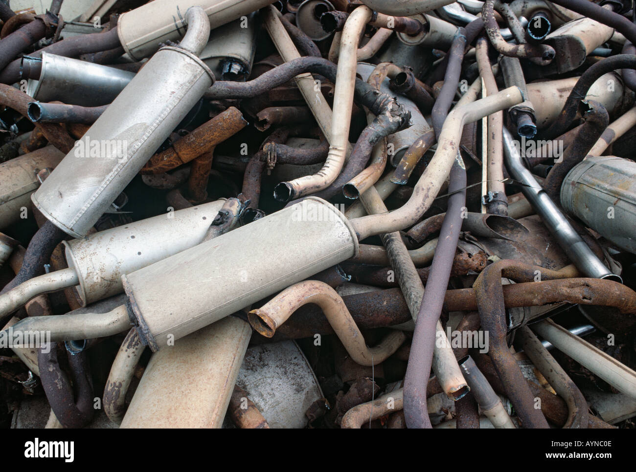 Junkyard iron pipes hi-res stock photography and images - Alamy