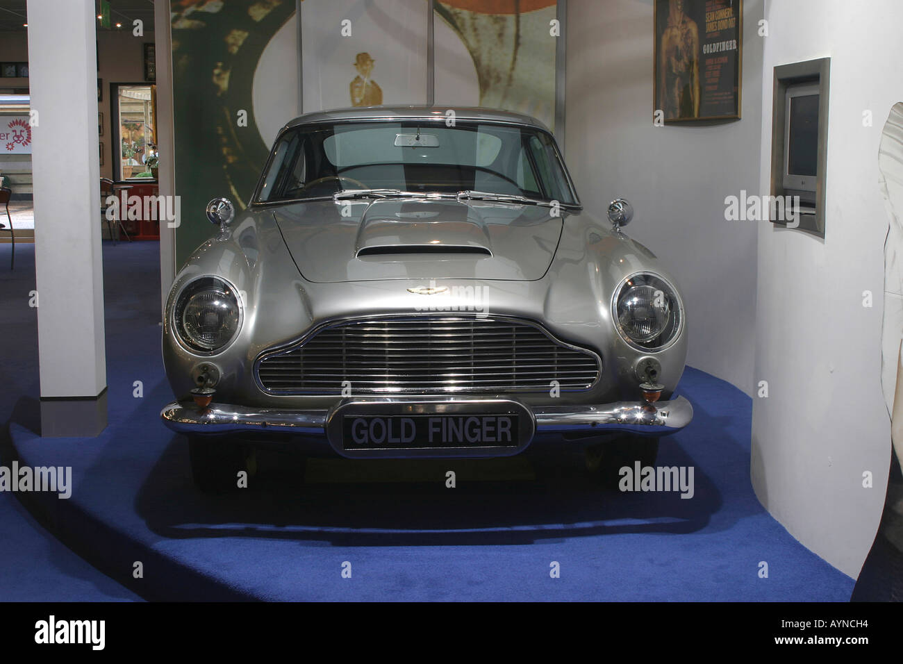 James bond sean connery goldfinger hi-res stock photography and images - Alamy