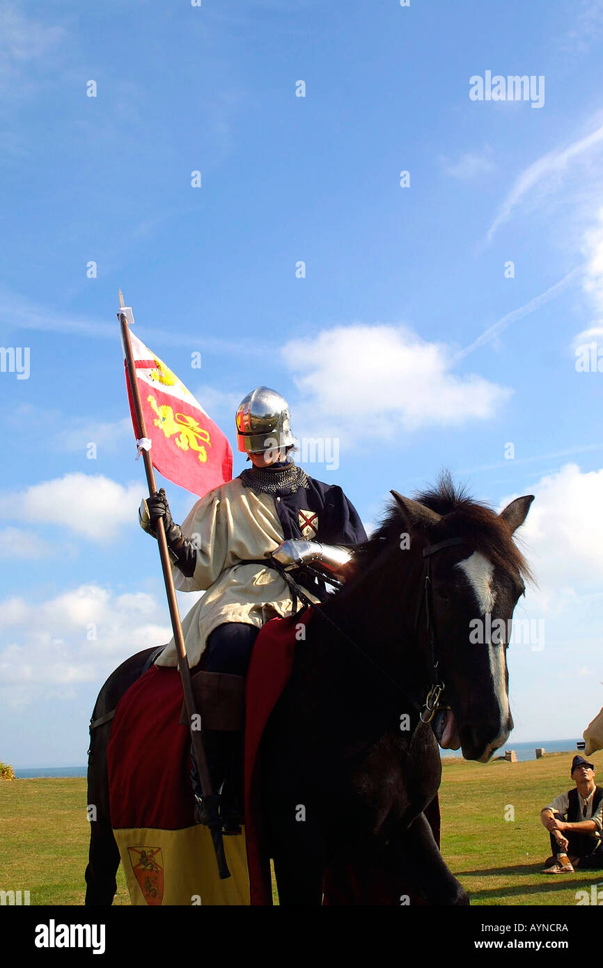 Knight in shining armour hi-res stock photography and images - Alamy
