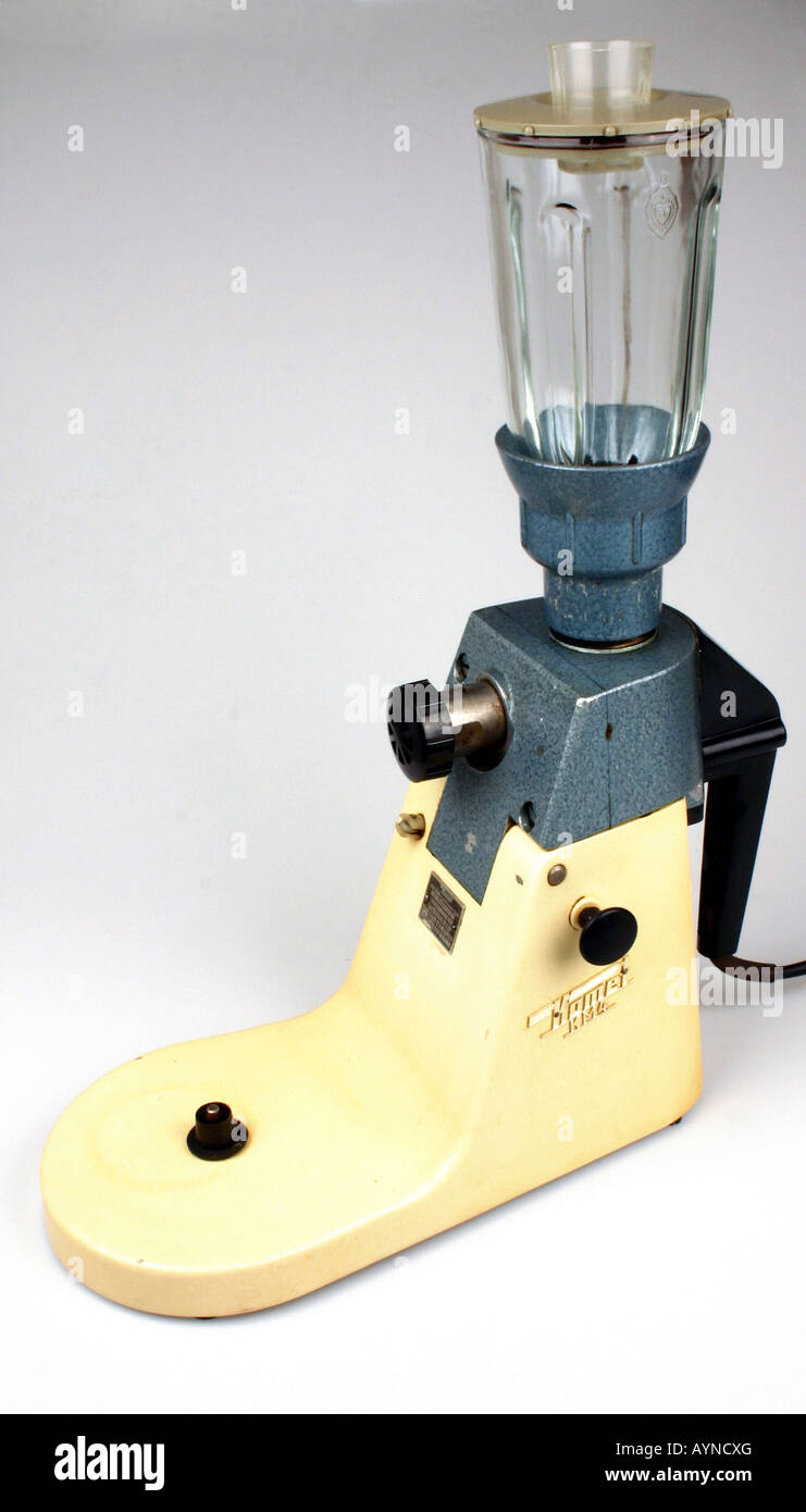 1950s kitchen design hi-res stock photography and images - Alamy