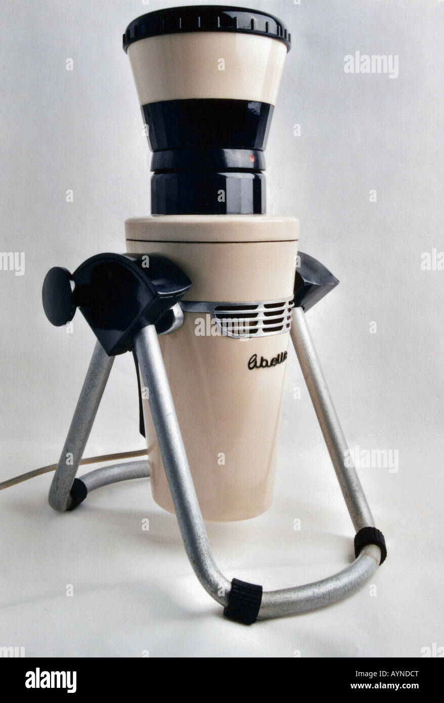 household, kitchen and kitchenware, electric Universal kitchen machine ...