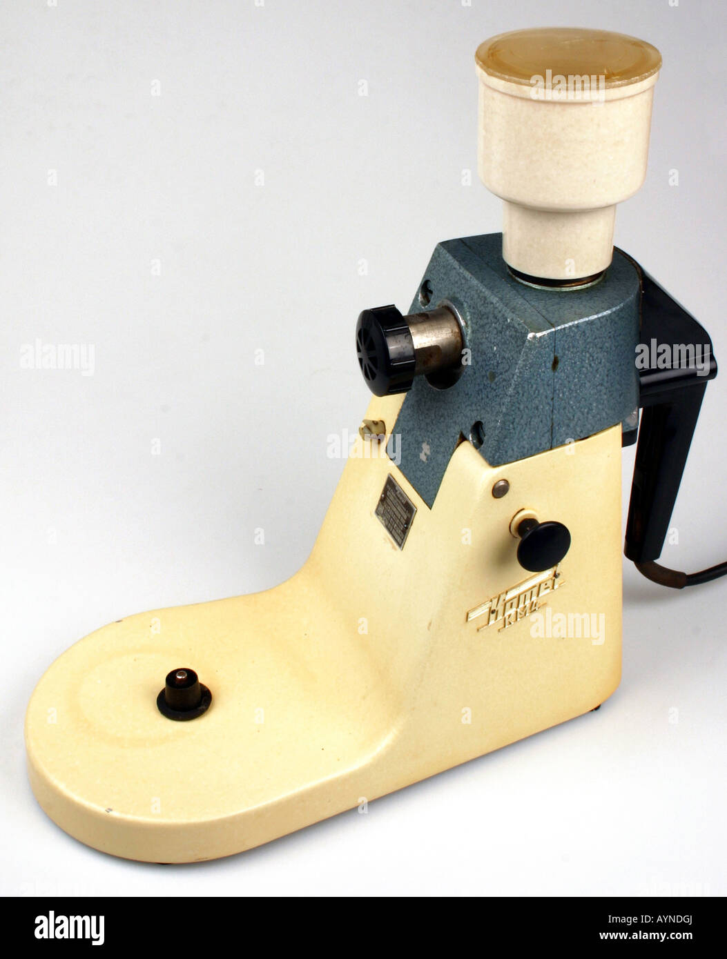 1950s kitchen design hi-res stock photography and images - Alamy