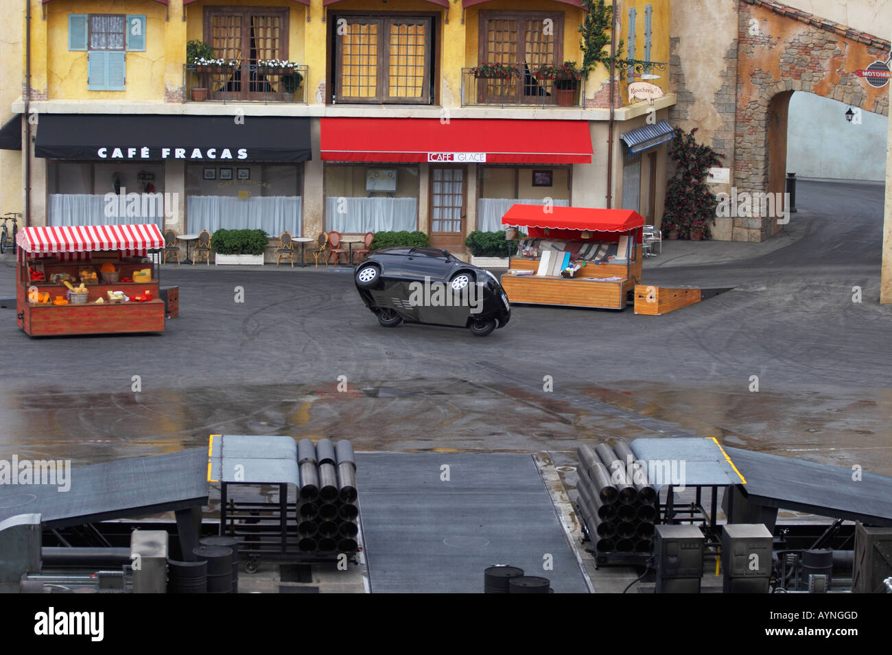 Car going sideways hi-res stock photography and images - Alamy