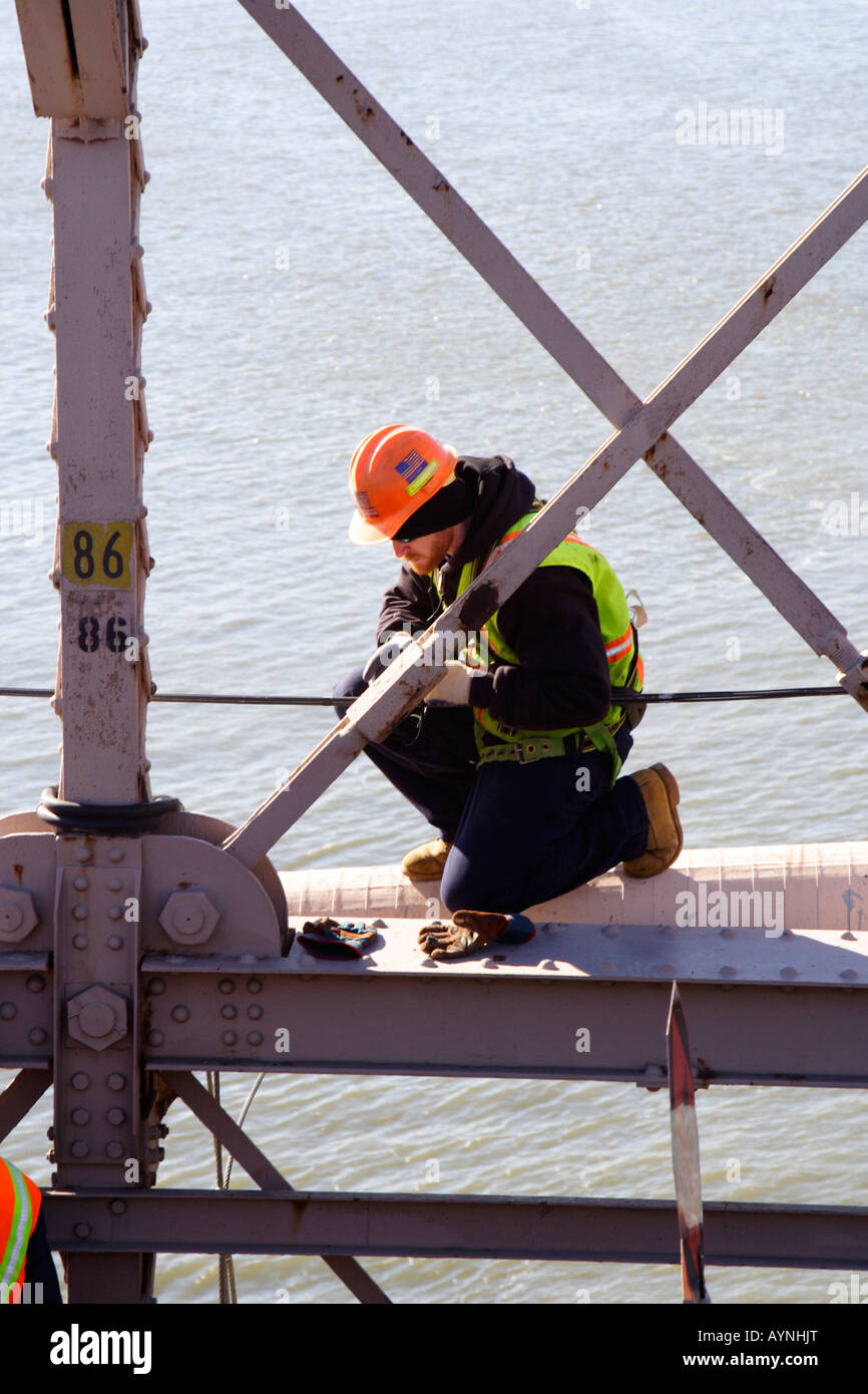 Brooklyn bridge construction hi-res stock photography and images - Alamy
