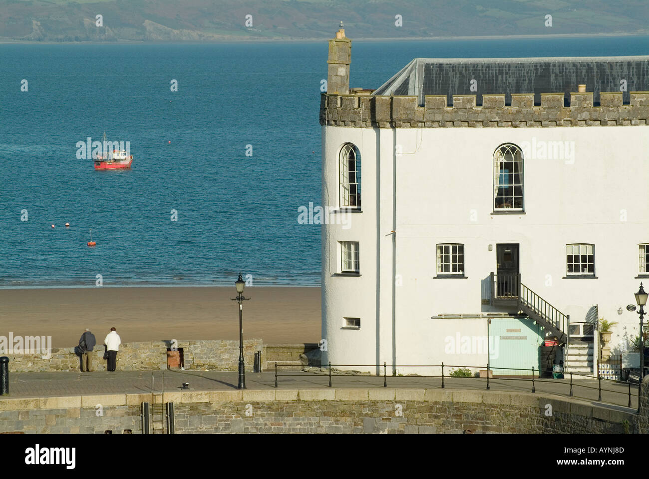 Tenby pier hi-res stock photography and images - Alamy