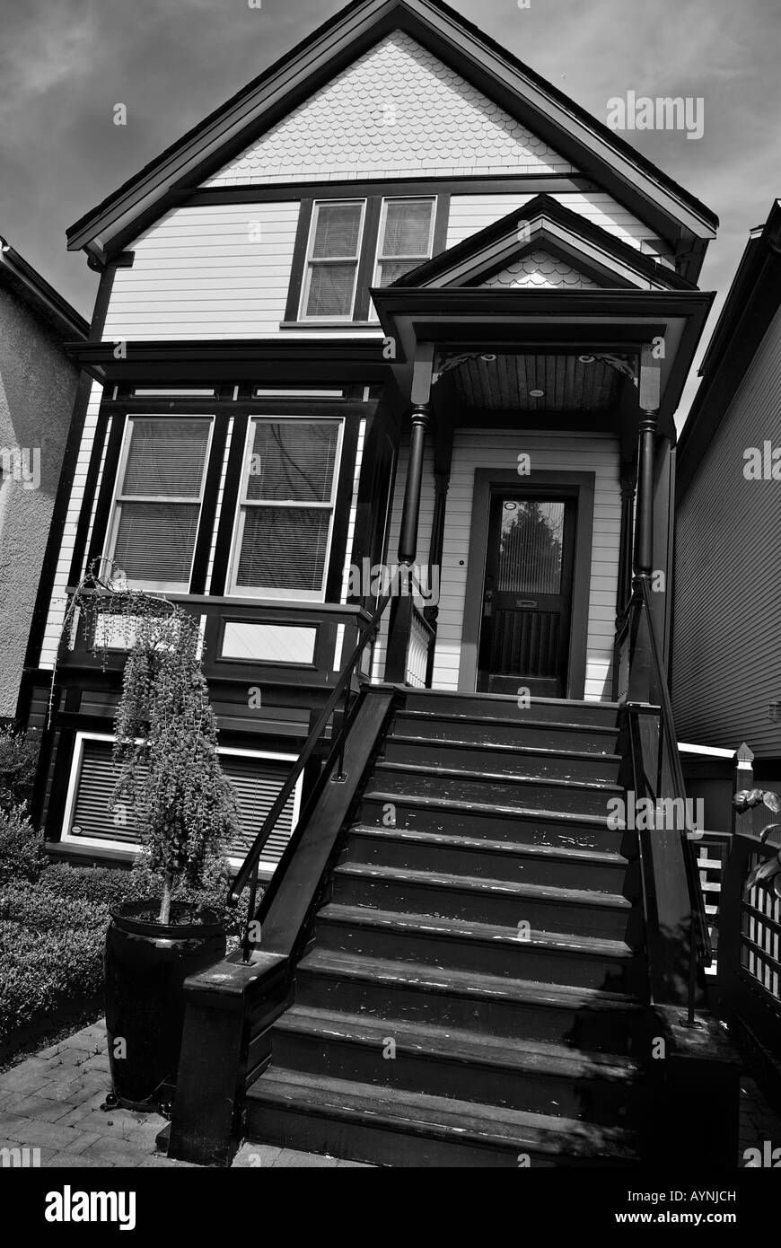 Beautifully restored, designated heritage house in Strathcona ...