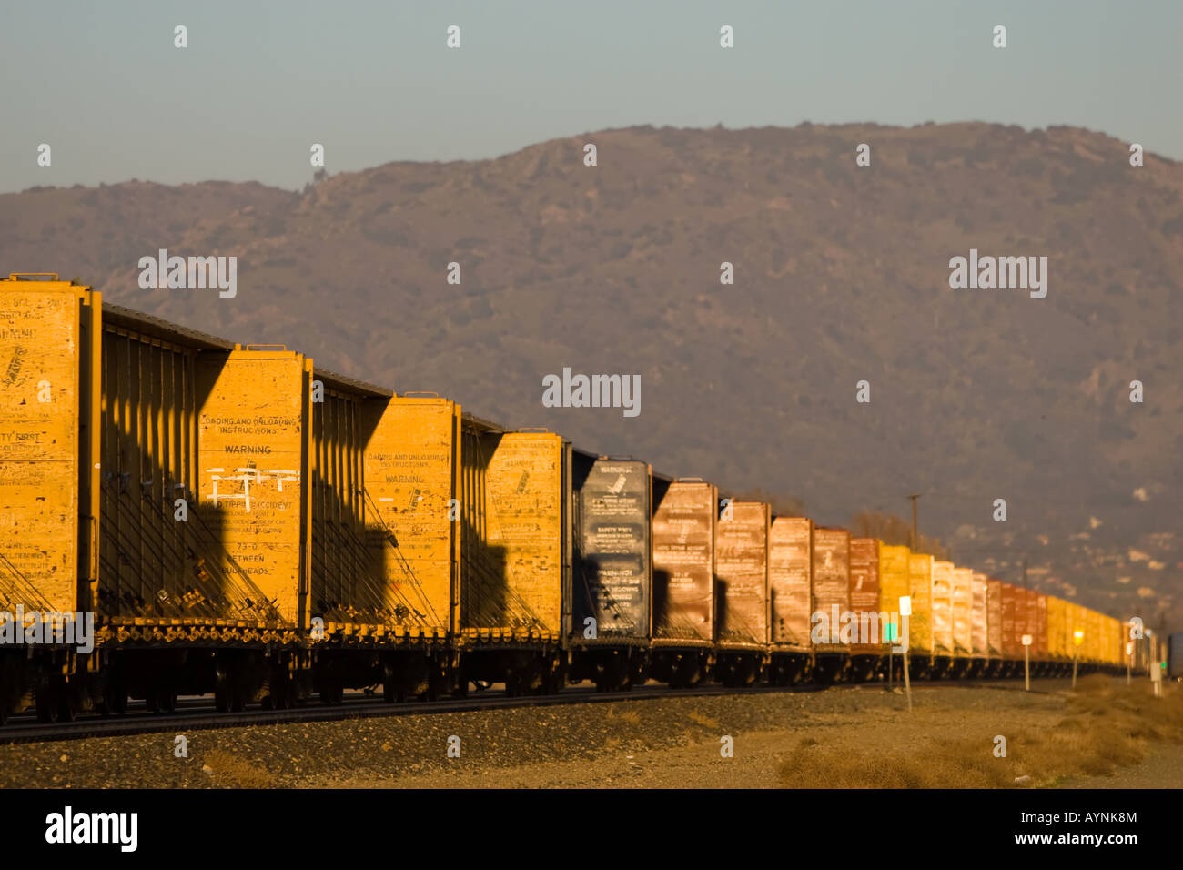 Railroad lumber hi-res stock photography and images - Alamy