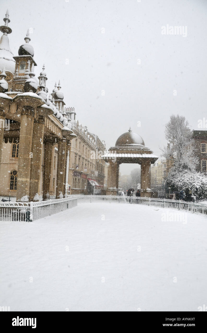 Brighton Pavilion in the Snow - April 2008 Stock Photo - Alamy
