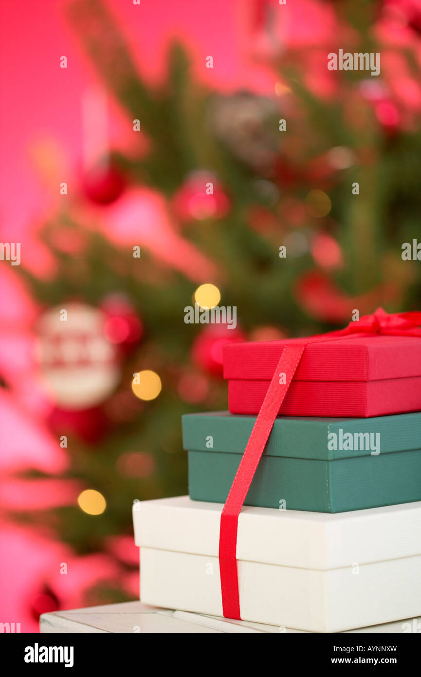 A stack of Christmas presents Stock Photo - Alamy
