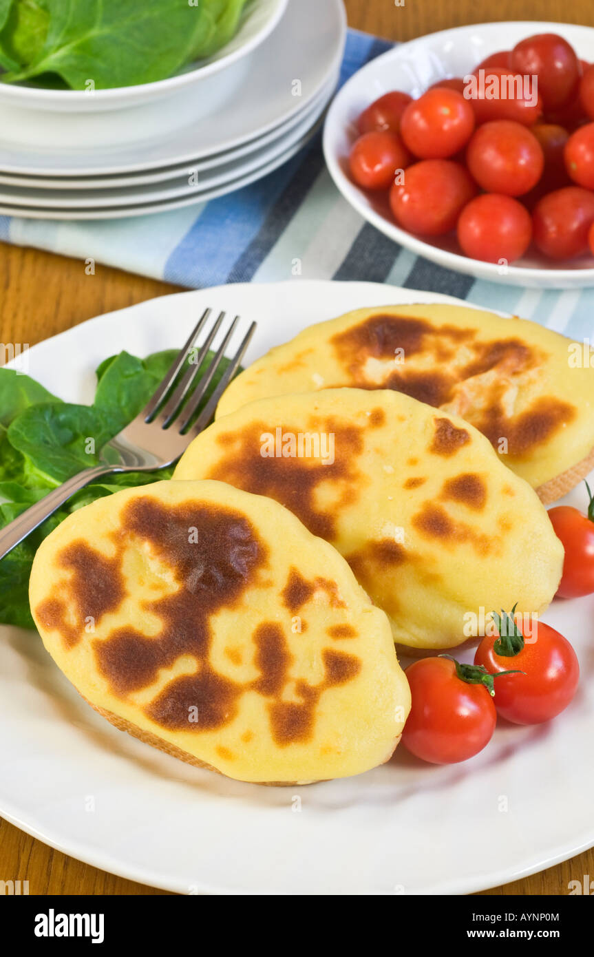 Welsh rabbit cheese hi-res stock photography and images - Alamy