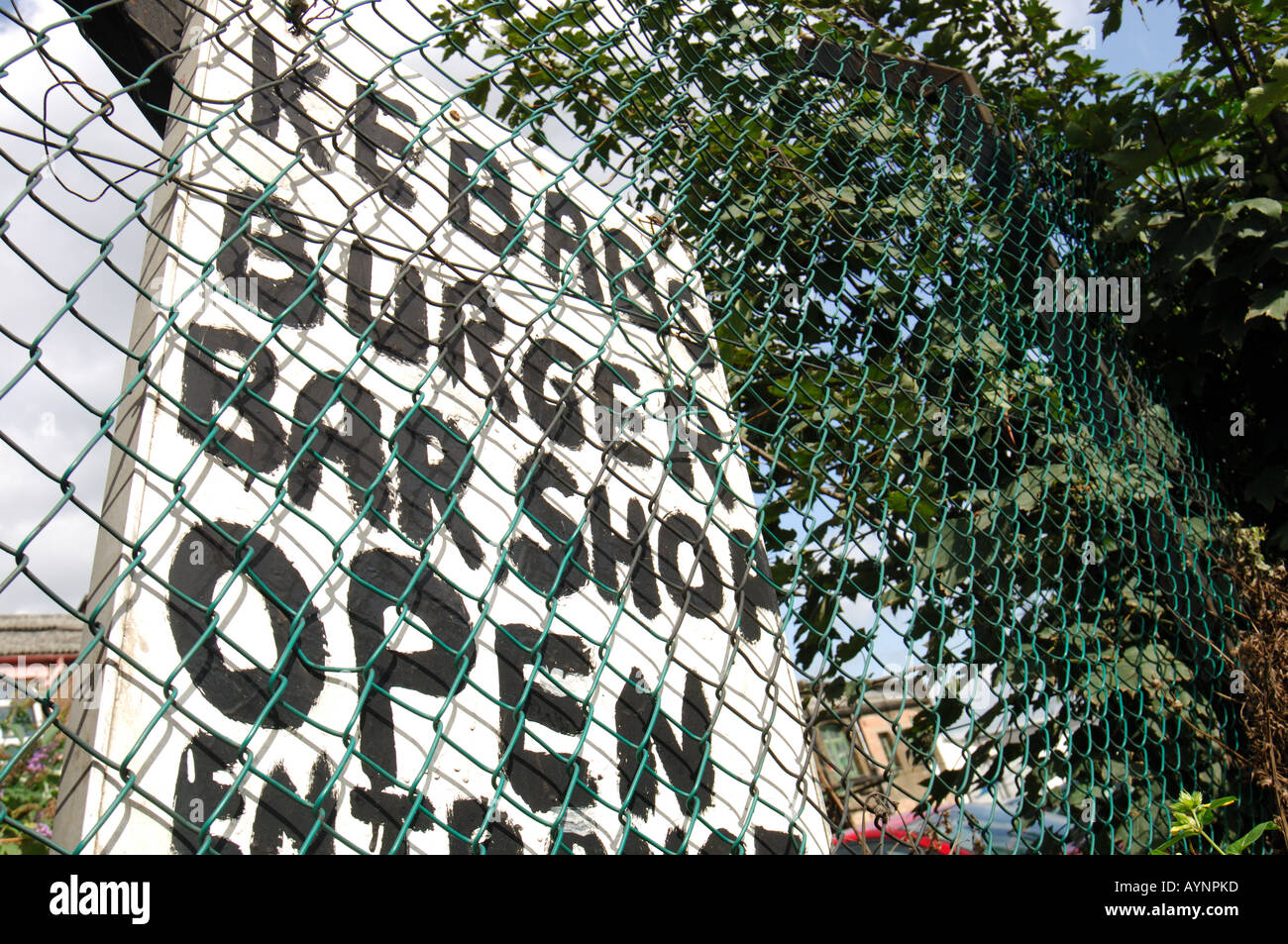 Kebab sign burger signage fence hi-res stock photography and images - Alamy