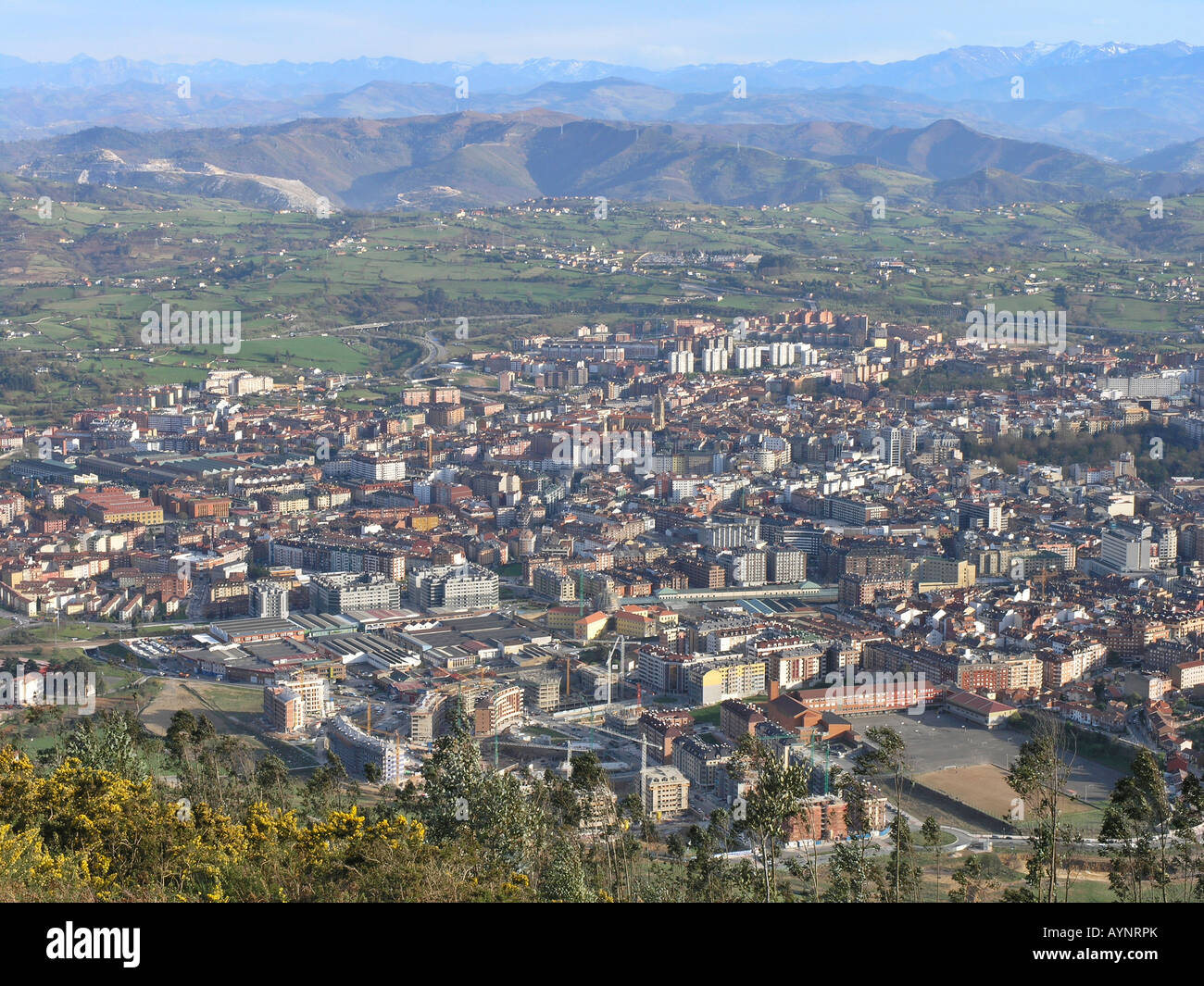 Oviedo spain hi-res stock photography and images - Alamy