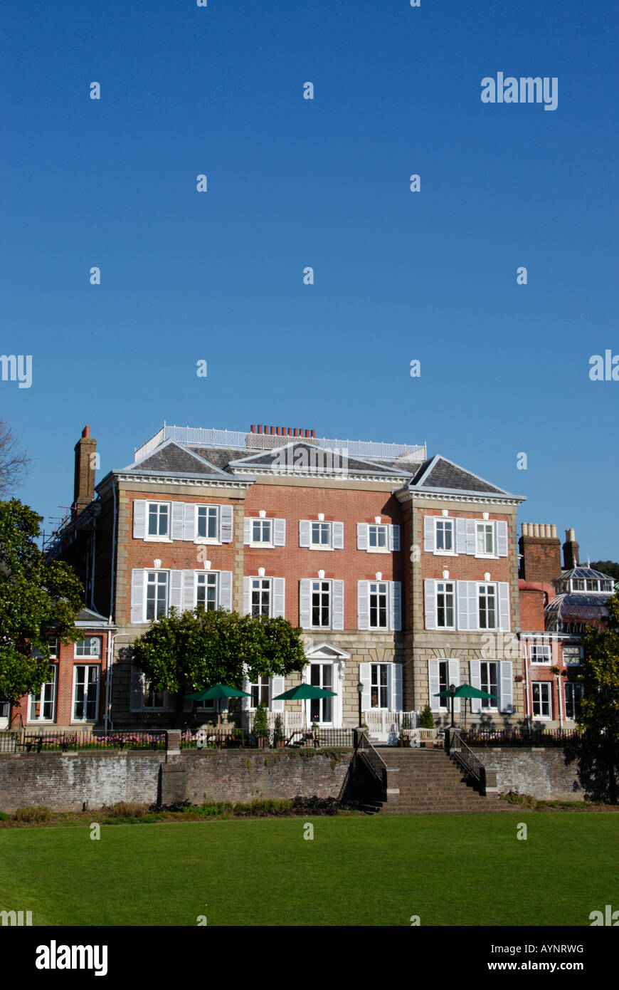 York house twickenham hi-res stock photography and images - Alamy