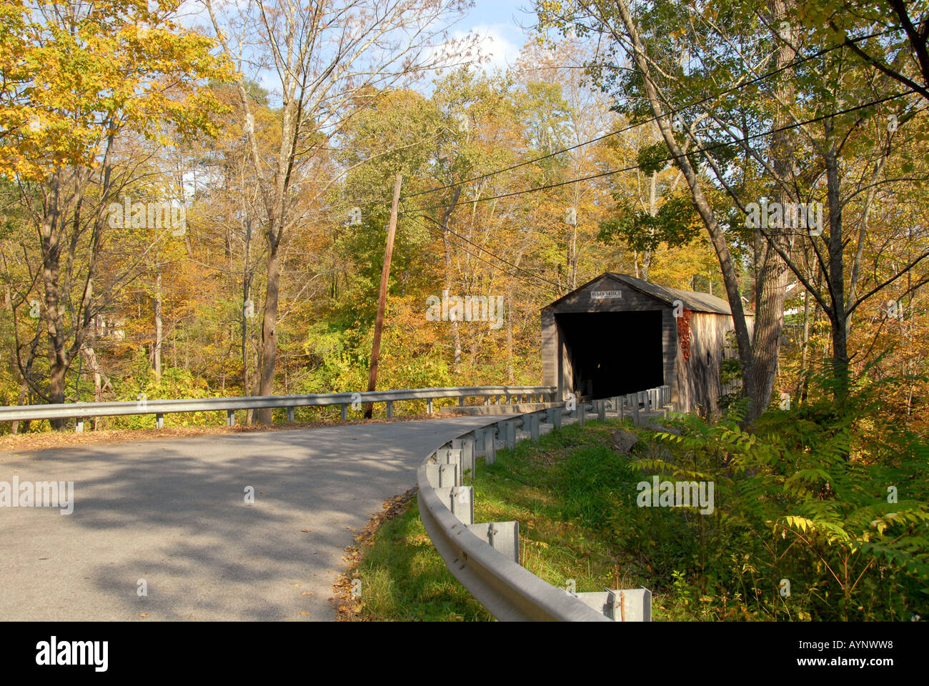 Historic covered bridge in Kent CT Stock Photo - Alamy