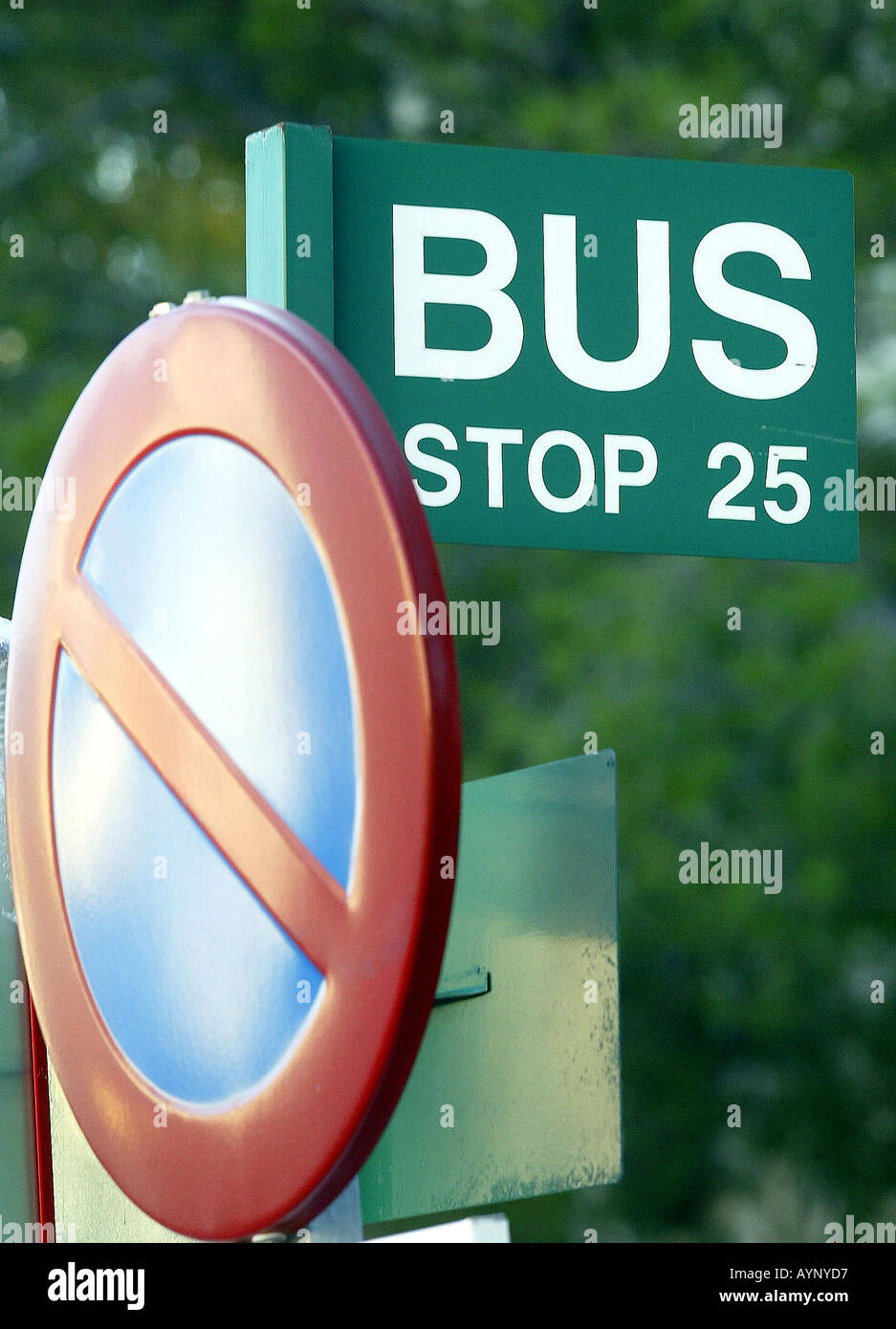 Parkverbotsschild hi-res stock photography and images - Alamy