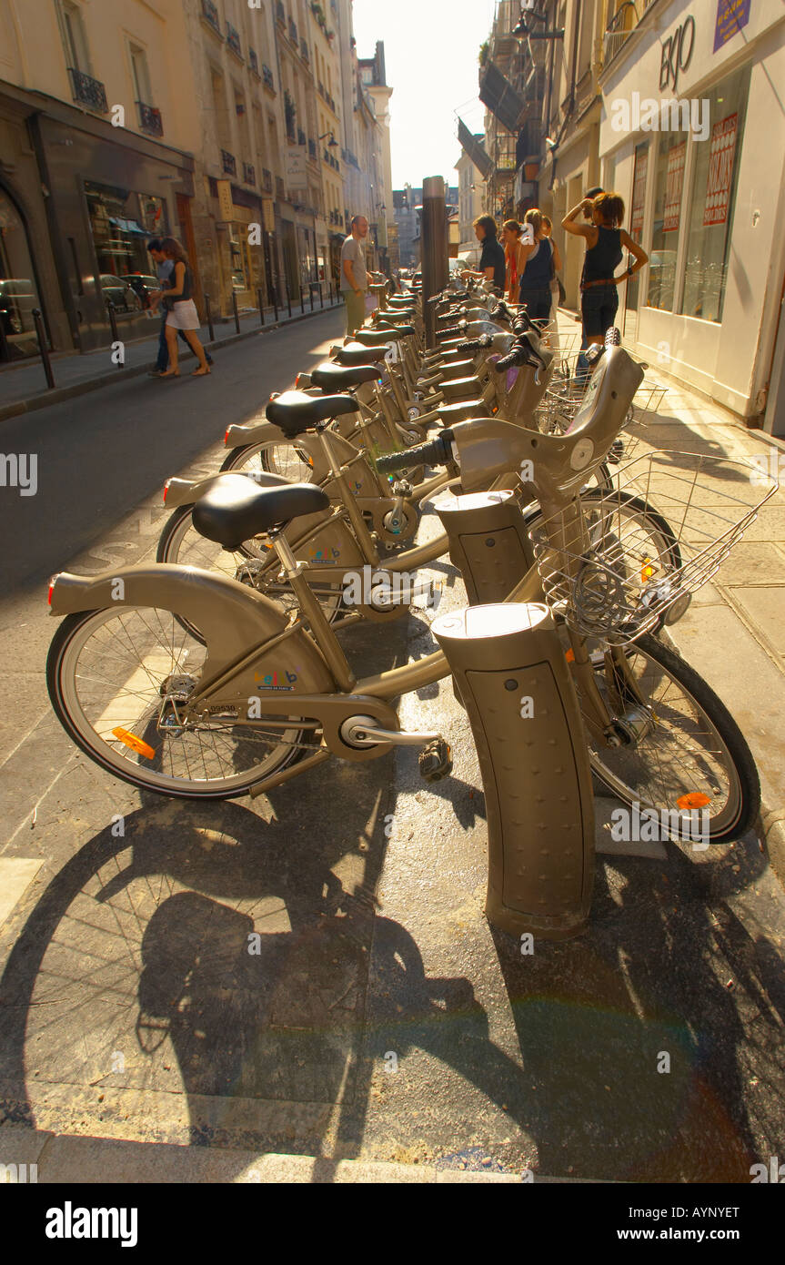 Bicycle rank hi-res stock photography and images - Alamy