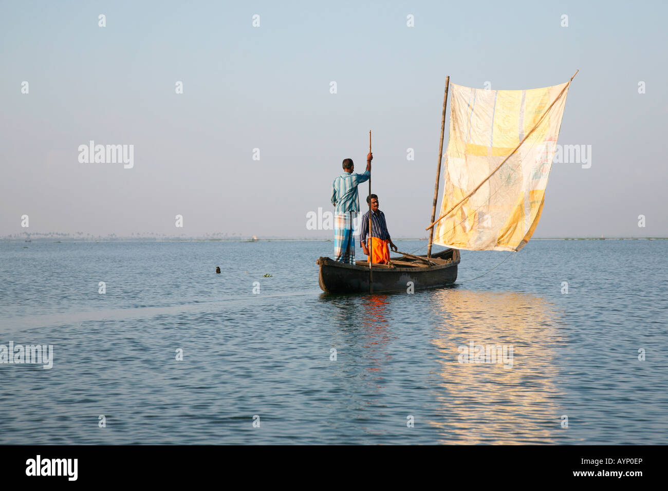 India sailing boat hi-res stock photography and images - Alamy