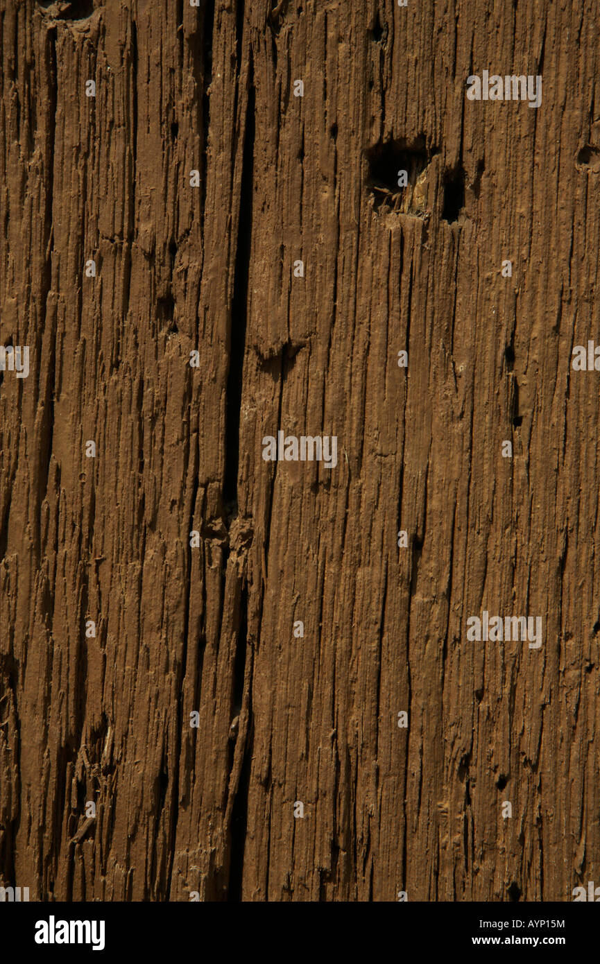 Chapped old wood Stock Photo - Alamy