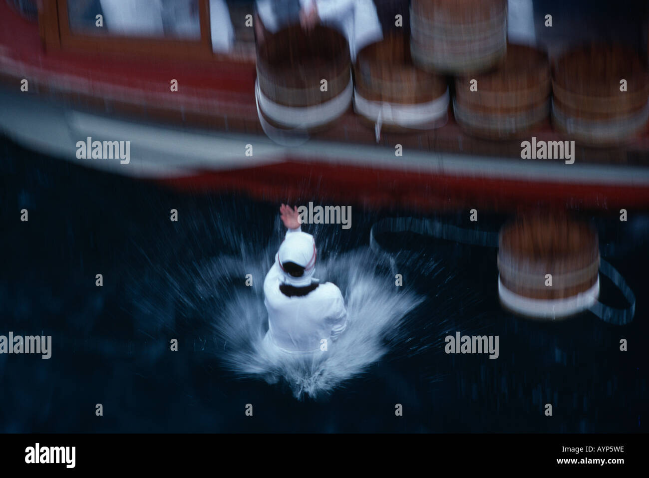 Pearl diver hi-res stock photography and images - Alamy