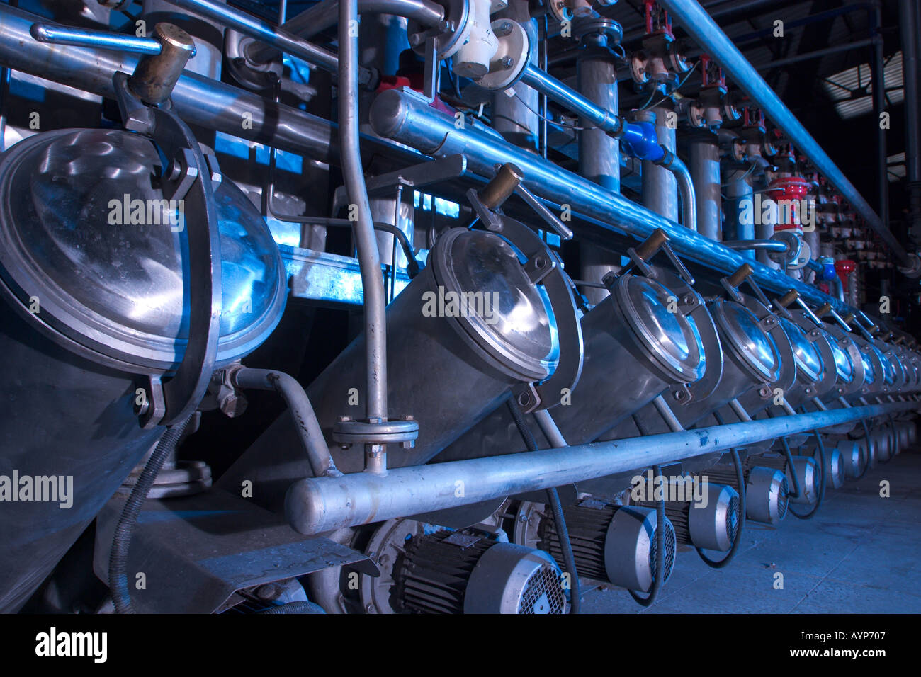 Fabric dye machine hi-res stock photography and images - Alamy