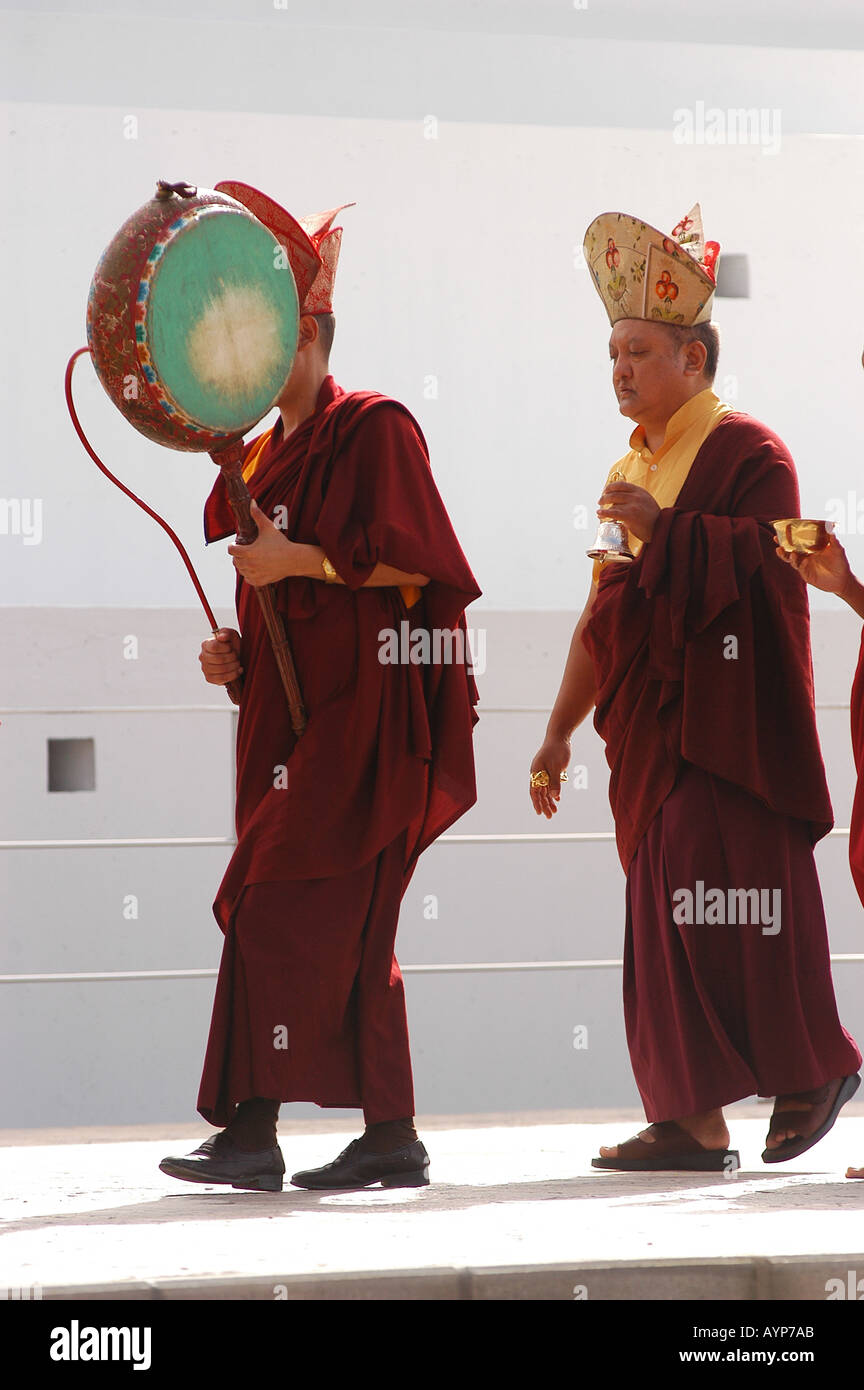 Tibetan buddhist monks with religious musical instruments Stock Photo ...