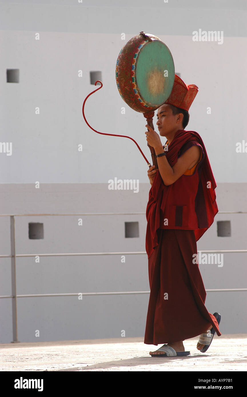 Tibetan buddhist monks with religious musical instruments Stock Photo ...