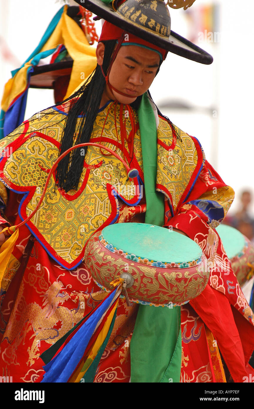 Buddhist lama mask dance hi-res stock photography and images - Alamy